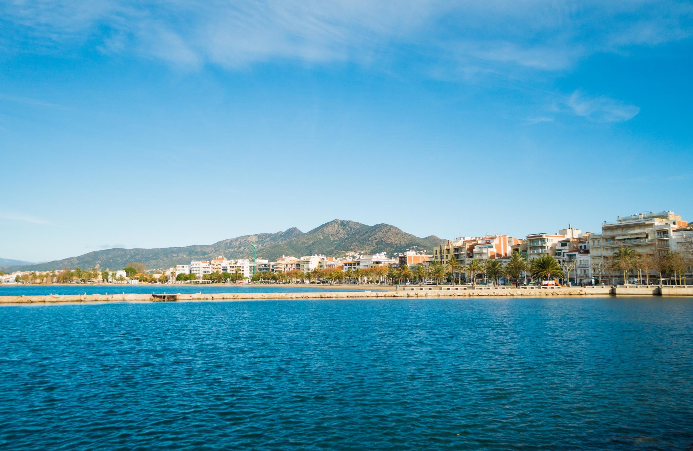 Anfahrt zum Hotel Marítim 4* in Roses, Spanien
